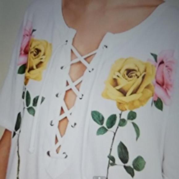Wildfox | Tops | New Wildfox Peasant Rose Tee | Poshmark